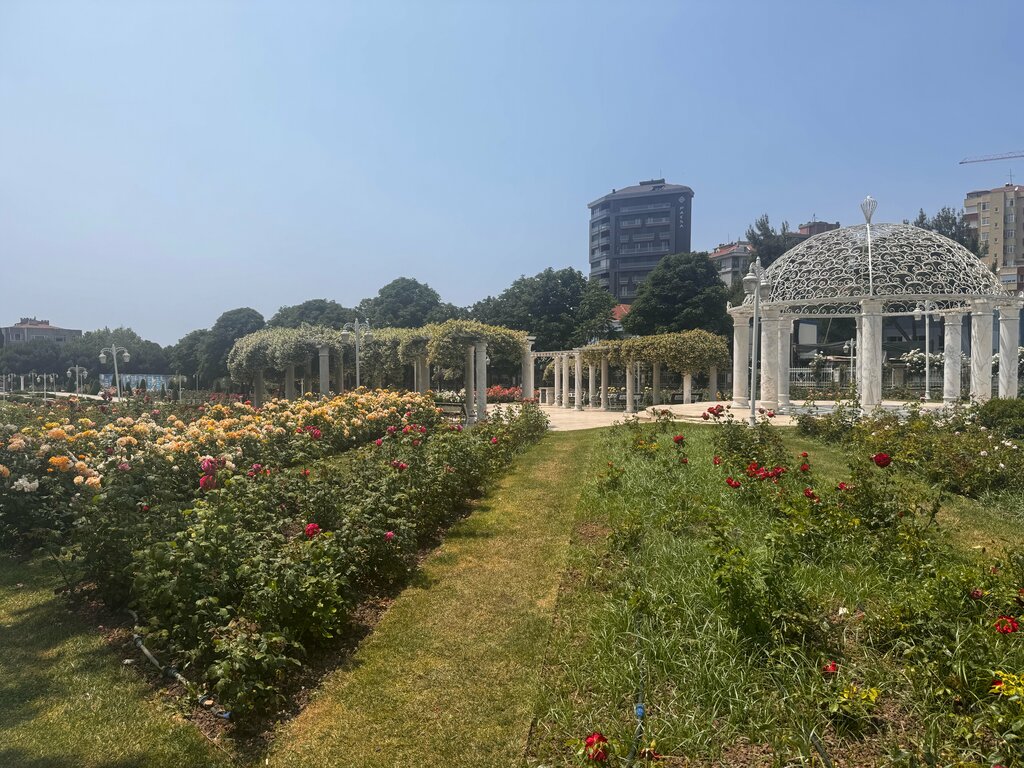 Kültür ve eğlence parkları İbb Gül Bahçesi, İstanbul, foto