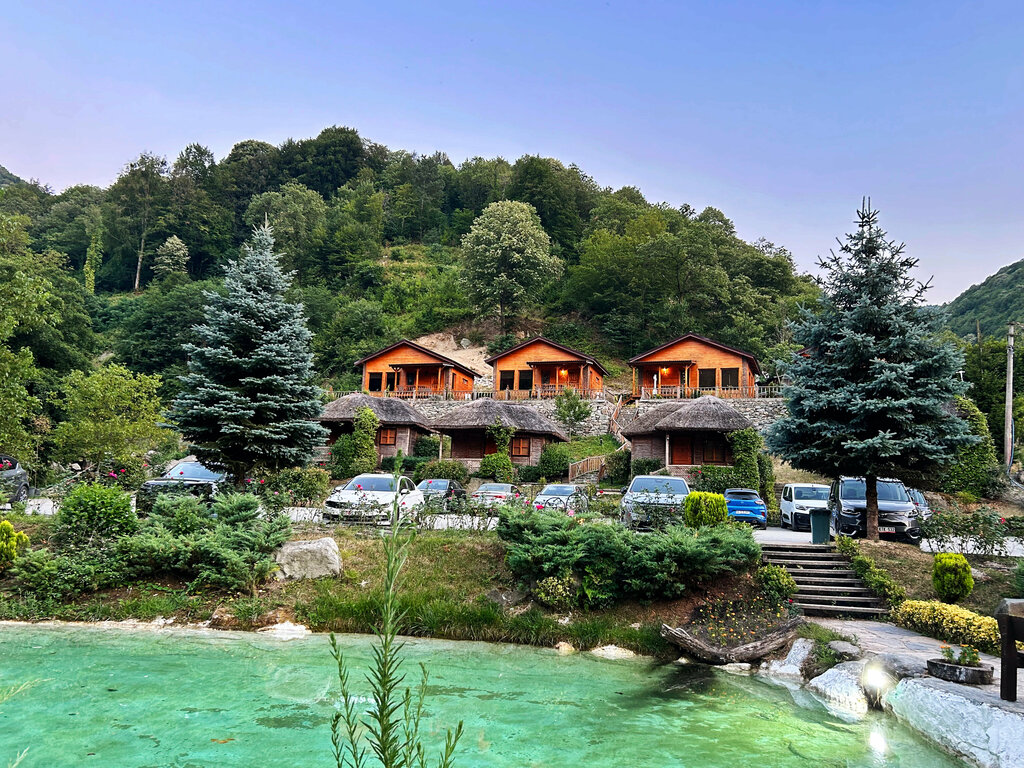 Restoran İstanbuldere Alabalık Evi, Sapanca, foto