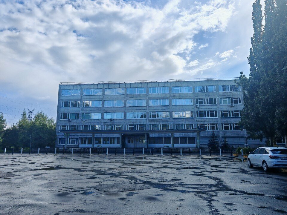 Eğitim altyapısı Уральский государственный лесотехнический университет, институт леса и природопользования, Yekaterinburg, foto
