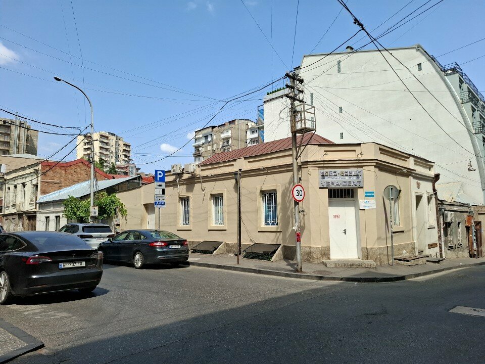 Özel ağız ve diş sağlığı klinikleri ve muayenehaneleri Veradenti, Tiflis, foto