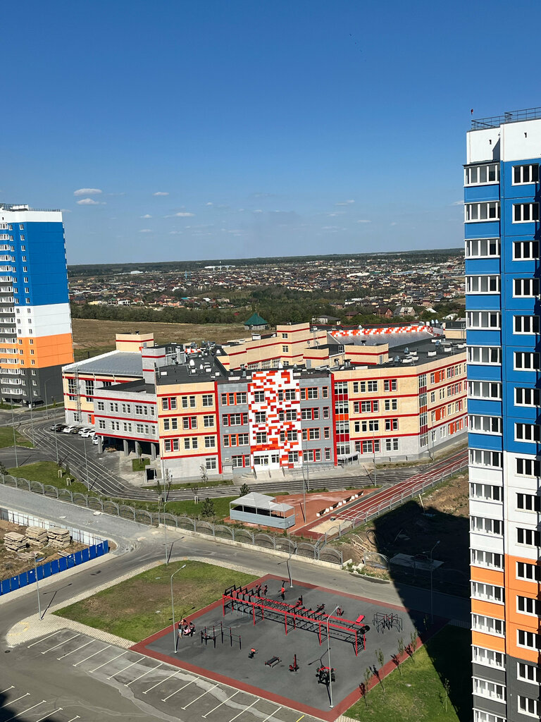 Ortaokul Школа № 32 имени Молодой гвардии, Rostov‑na‑Donu, foto