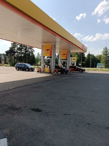 Benzin istasyonu Роснефть, Kalujskaya oblastı, foto