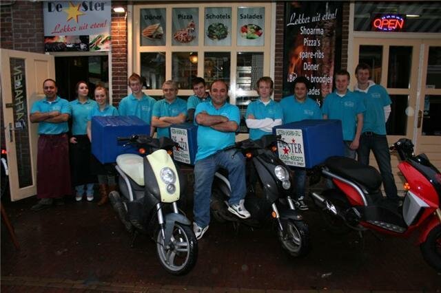 Restoran De Ster Shoarma Pizzeria Bezorglijn, Ommen, foto