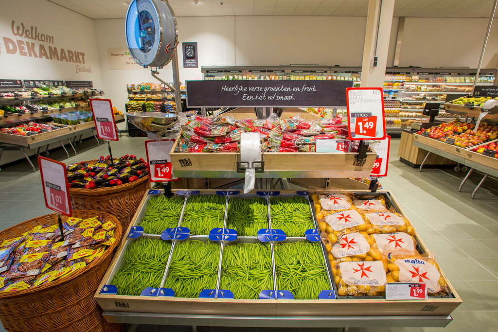 Süpermarket DekaMarkt Eerbeek, Gelderland, foto