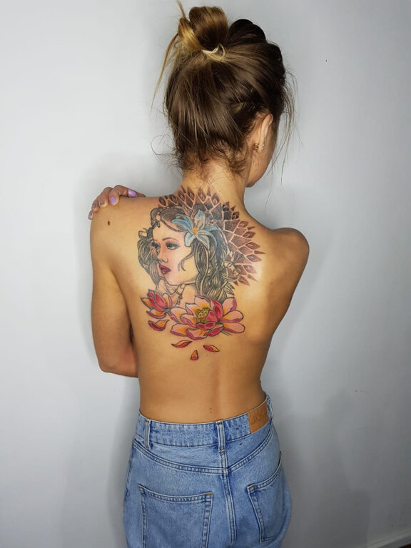 Dövmeciler Check it tattoo, Moskova, foto