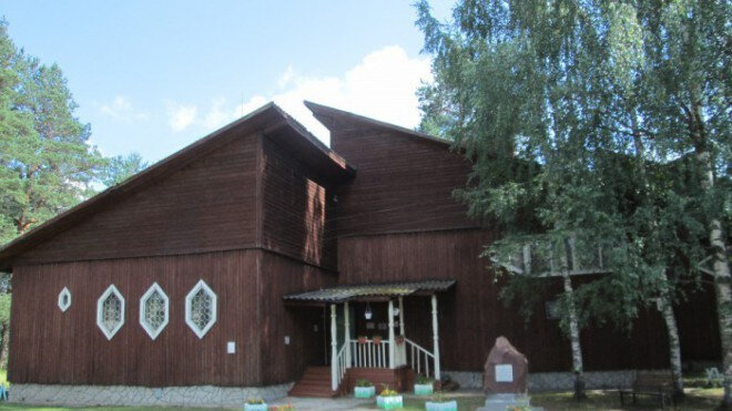 Müzeler ve sanat galerileri Khvoyninsky Museum of Local Lore, Novgorodskaya oblastı, foto