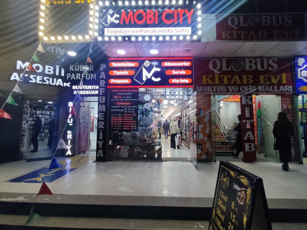 Cep telefonu aksesuarları M/c Mobi city, Bakü, foto