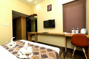 Hotel Urban Galaxy (State of Punjab, City of Amritsar), otel  Amritsar'dan