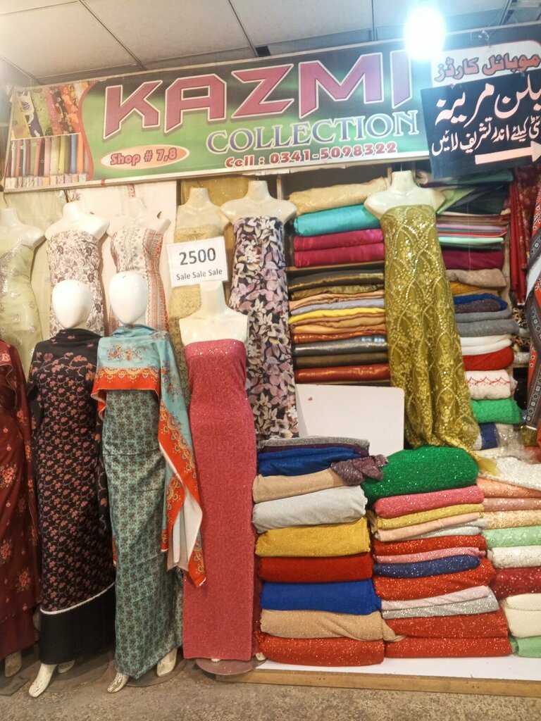 Giyim mağazası Kazmi Collection, Rawalpindi, foto