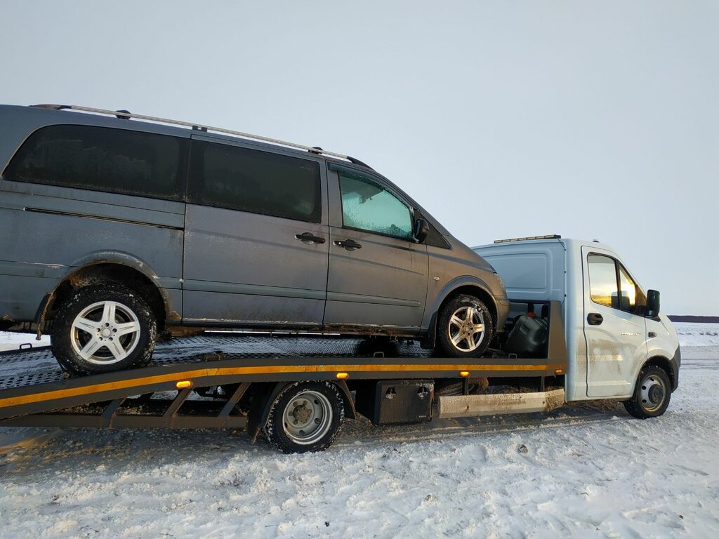 Otomobil servisi Автосервис52, Sergaç, foto