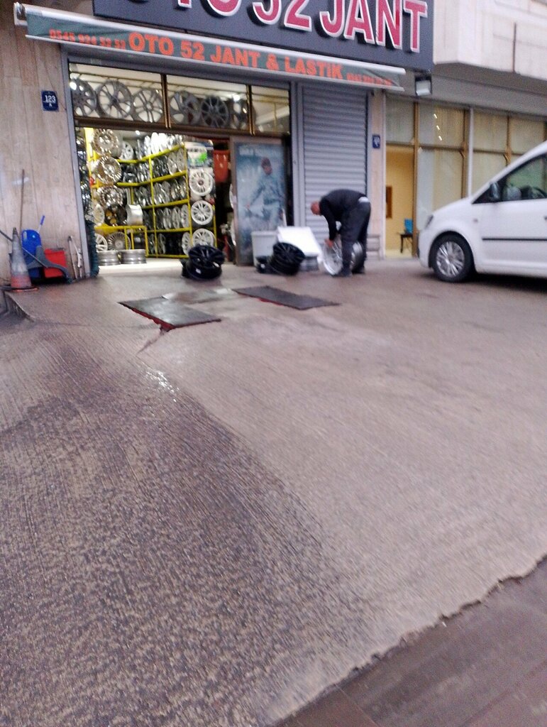 Sanayi kuruluşu Oto52 Jant& Lastik, Ankara, foto