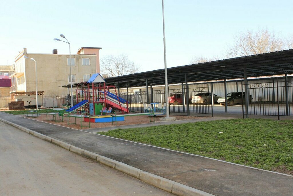 Konut blokları Янтарный, Simferopol (Akmescit), foto