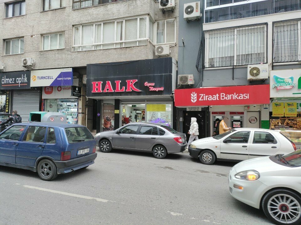 Ekmek fırını Meşhur Sarıyer Börekçisi, İzmir, foto