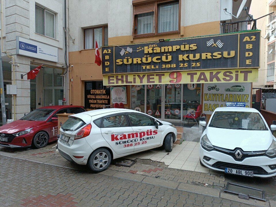 Sürücü kursları Kampüs Sürücü Kursu, İzmir, foto