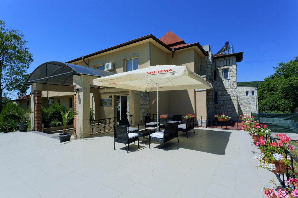 Otel Hotel Naslada, Balçık, foto