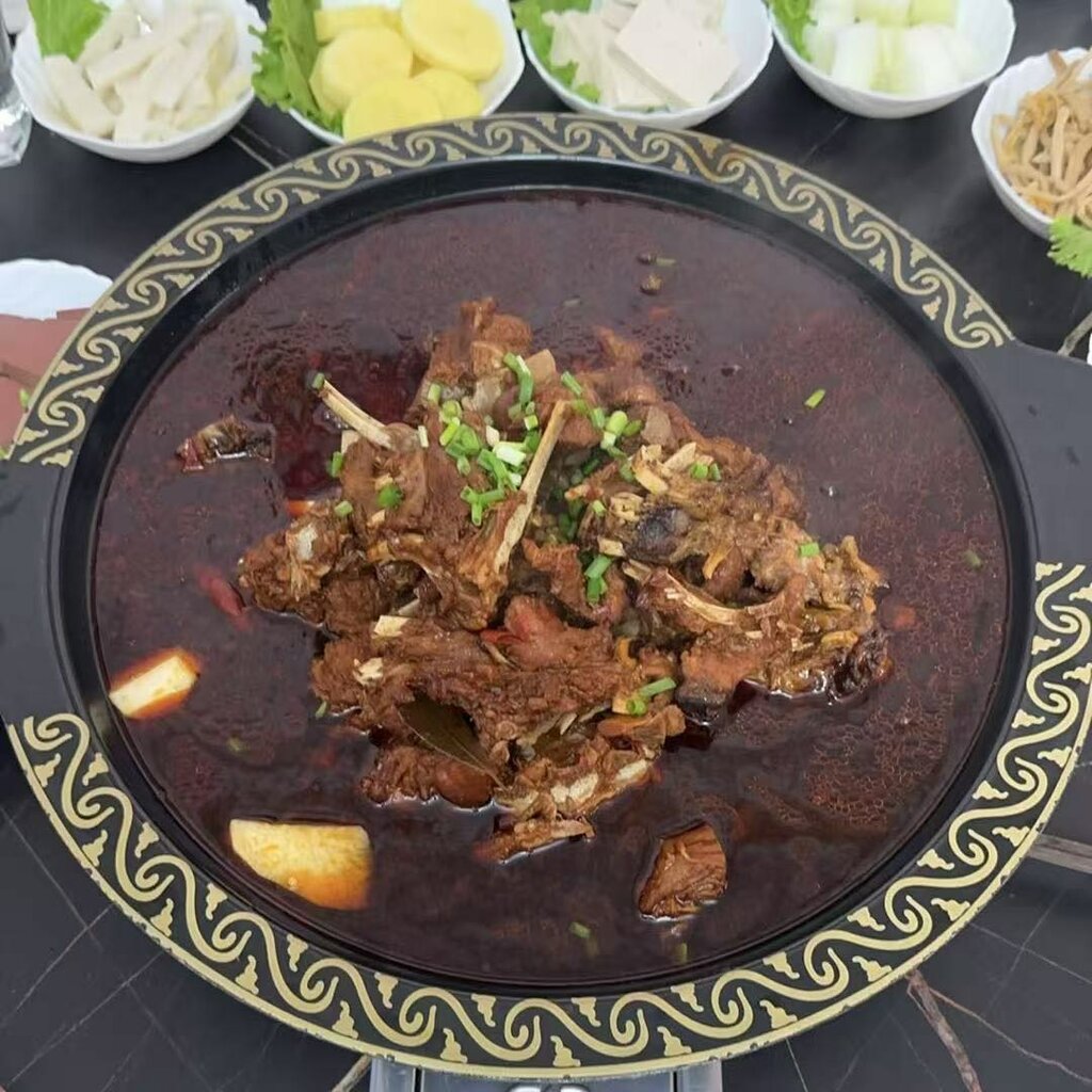 Restoran 羊蝎子, Abican, foto