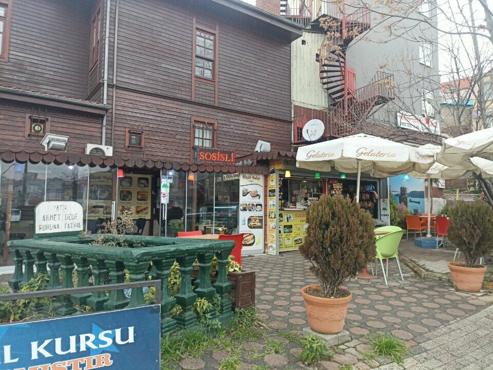 Kafe Küçük Bahçe Cafe Çay Bahçesi, İstanbul, foto