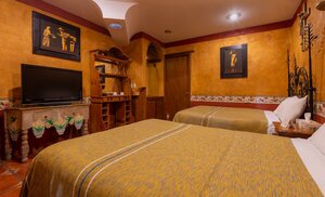 Eco Hotel Ixhi (Michoacán, Pátzcuaro), otel  Patzcuaro'dan