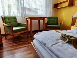 City Hotel Pforzheim (Baden-Württemberg, Enzkreis, Bahnhofstraße, 8), otel  Pforzheim'dan