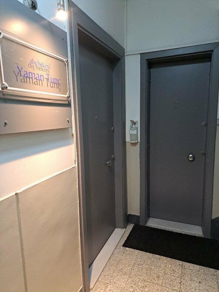 Özel ağız ve diş sağlığı klinikleri ve muayenehaneleri Dt. Yaman Tunç, İstanbul, foto