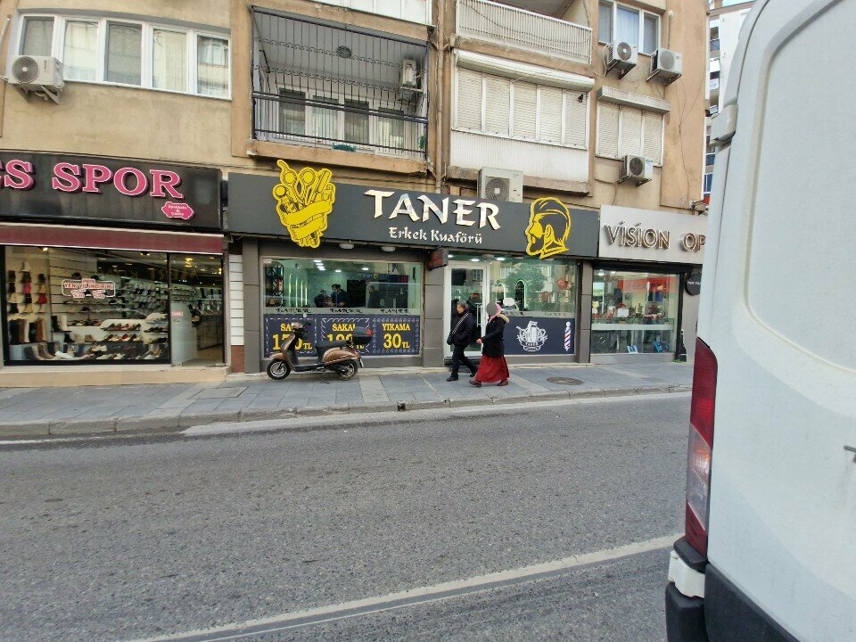 Berberler Taner Erkek Kuaförü, İzmir, foto