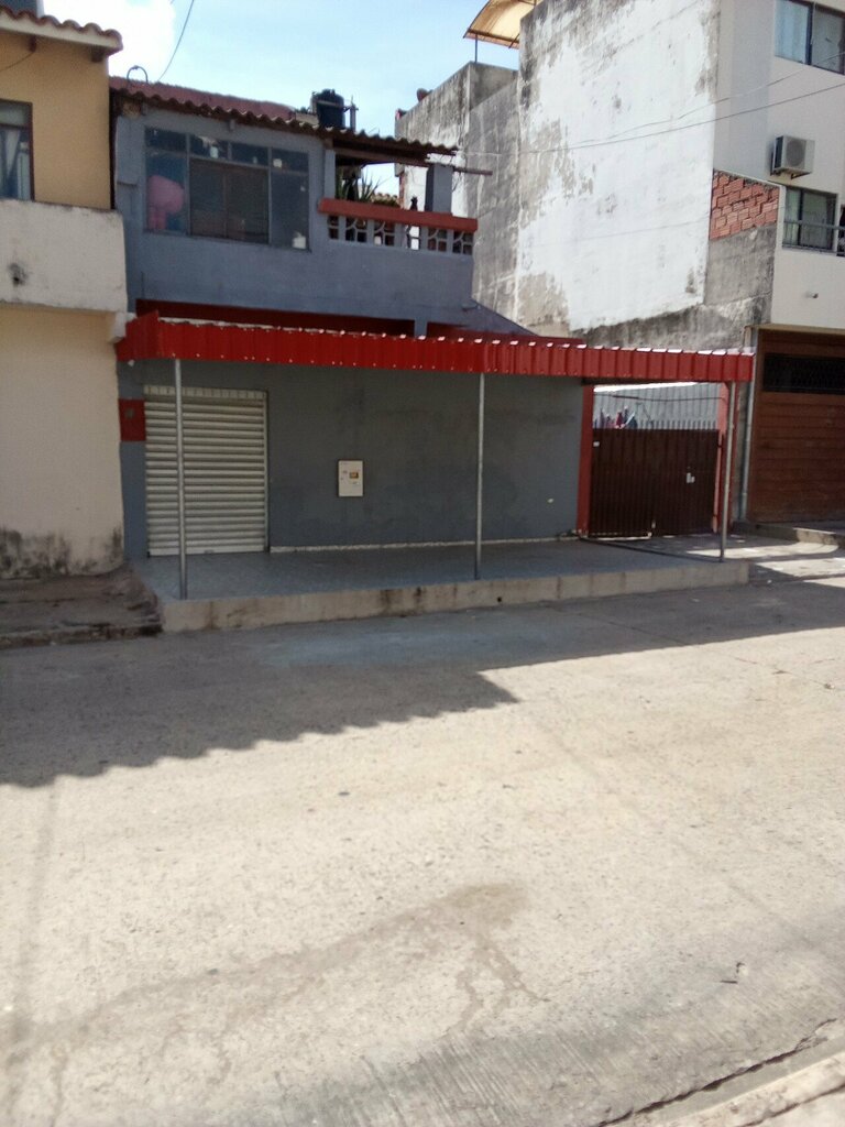 Otomobil servisi Royal Automotors, Santa‑Krus, foto
