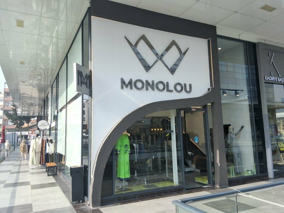 Giyim mağazası Monolu, İstanbul, foto