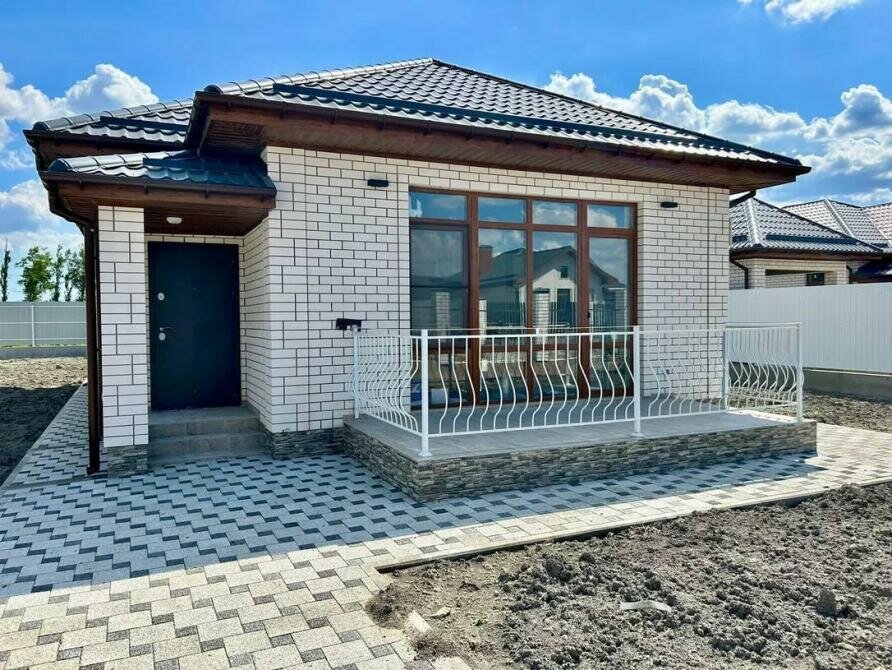 Yazlık yerleşim Семигорье, Krasnodarski krayı, foto