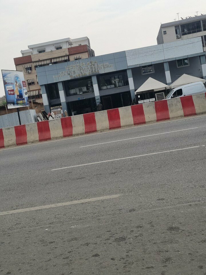 Yapı mağazası Vicky Plaza, Abican, foto