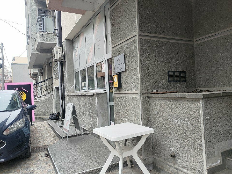 Güzellik salonu L. A Beauty salon, Belgrad, foto