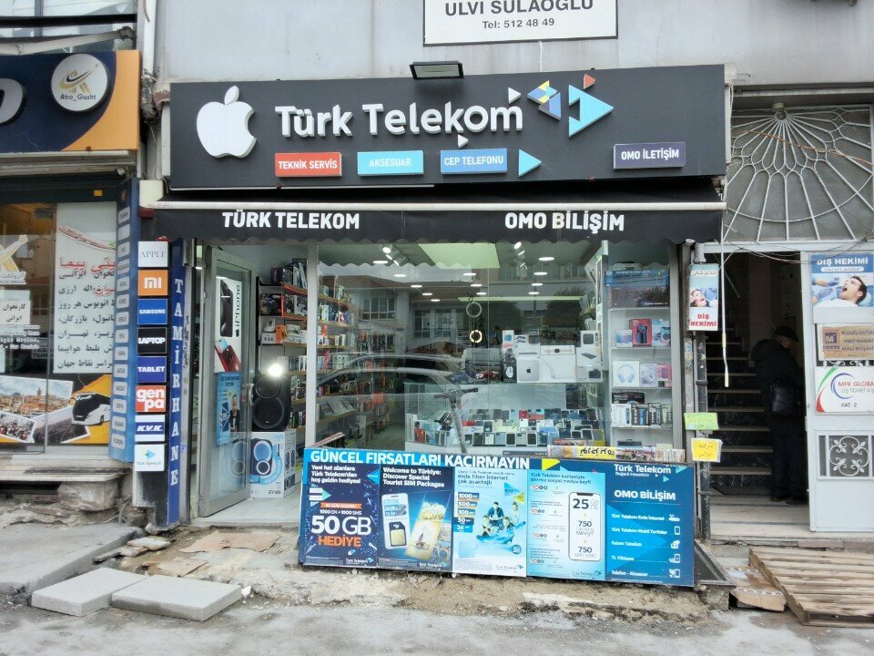Cep telefonu ve aksesuarları satış mağazaları Omo İletişim, İstanbul, foto
