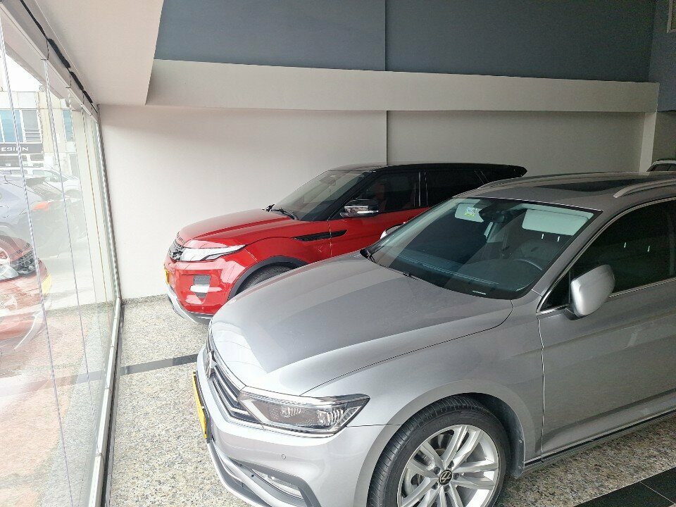 Otomobil satış galerileri Galeri Ersoy, İstanbul, foto