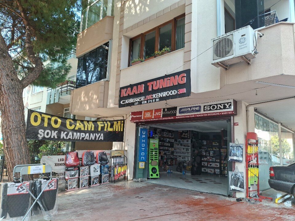 Otomobil yedek parçaları Kaan Tuning, İstanbul, foto