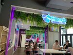 Friends Bubble Tea (Dekabristov Street No:23), kafe  Krasnoyarsk'tan
