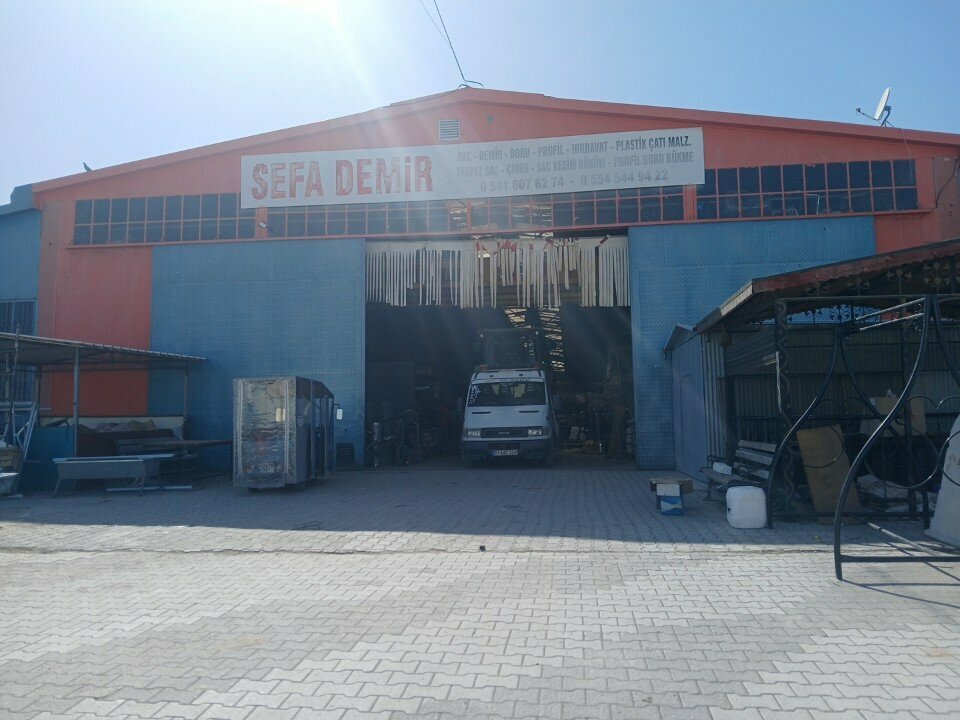 Sanayi kuruluşu Sefa Demir, Konya, foto