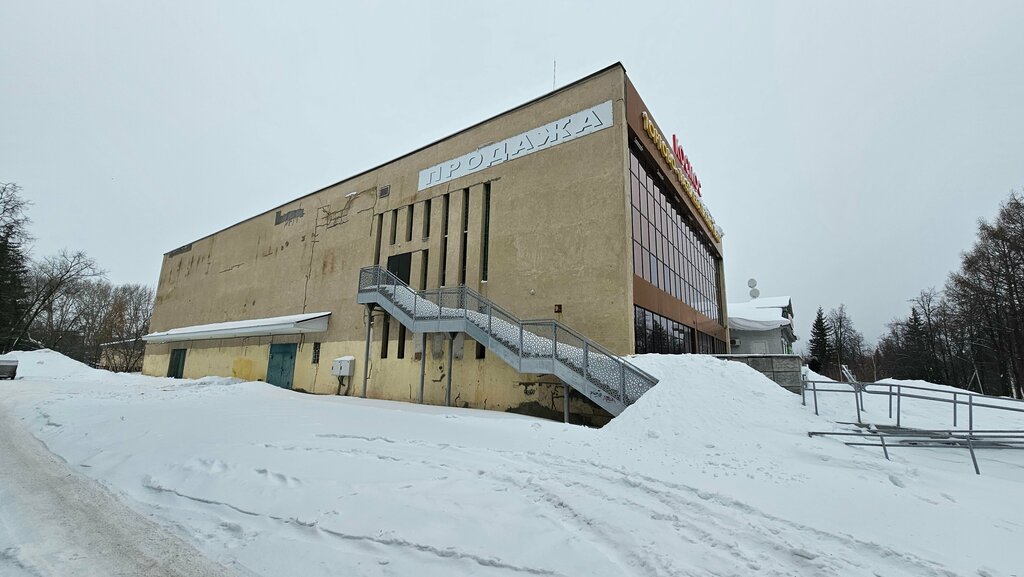 Alışveriş merkezleri Космос, Leninogorsk, foto