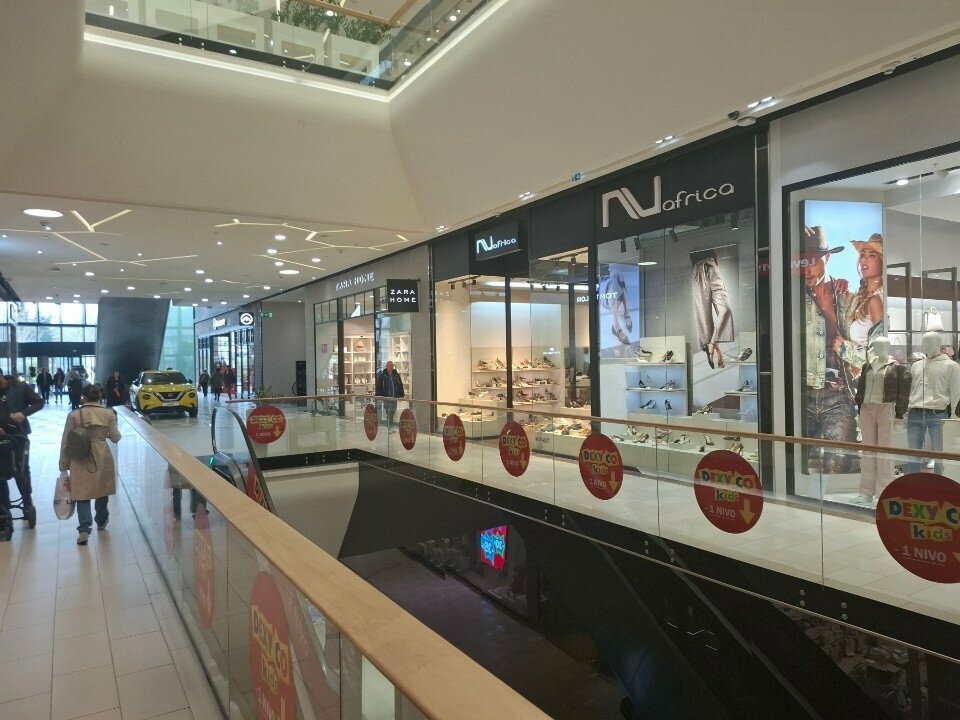 Ayakkabı mağazaları Africa, Novi Sad, foto