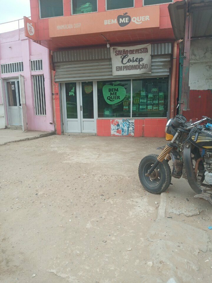 Mini-market Bem me quer, Loanda, foto