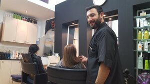 Эдуард и Стелла (Ahad HaAm No:27), güzellik salonu  Petah Tikva'dan