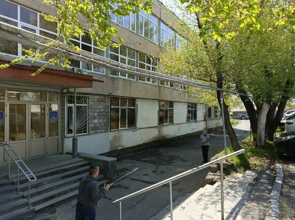 Müzik okulları ve konservatuarlar Anahit Tsitsikian music school, Erivan, foto
