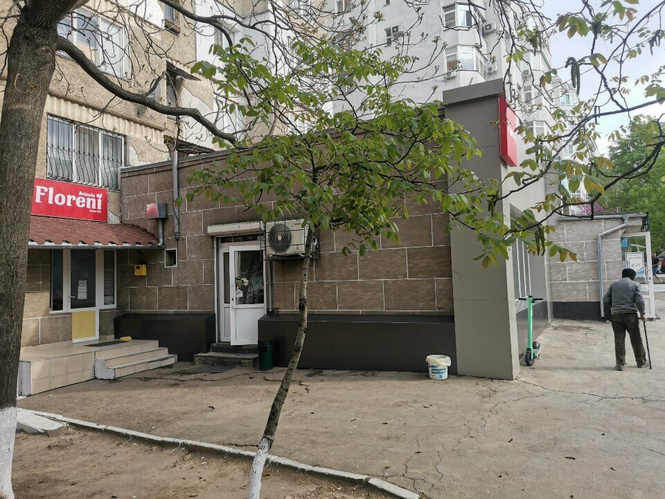 Kasap, şarküteri Avicola Floreni, Kişinev, foto