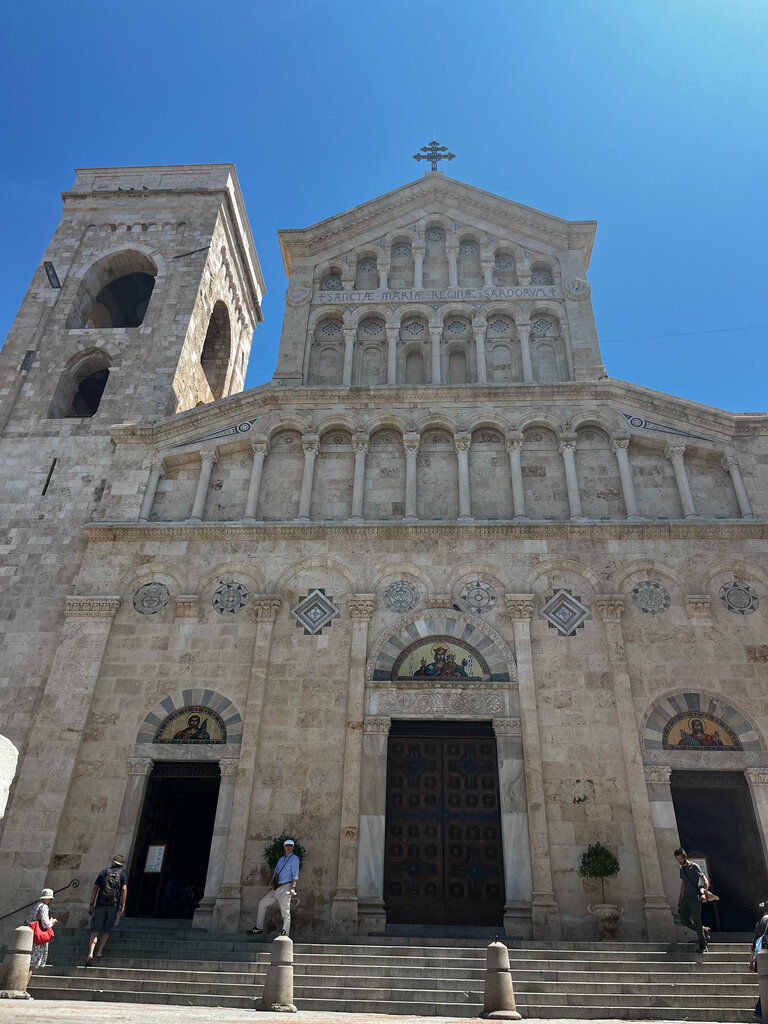 Katolik kiliseleri собор Санта-Мария-ди-Кастелло, Cagliari, foto