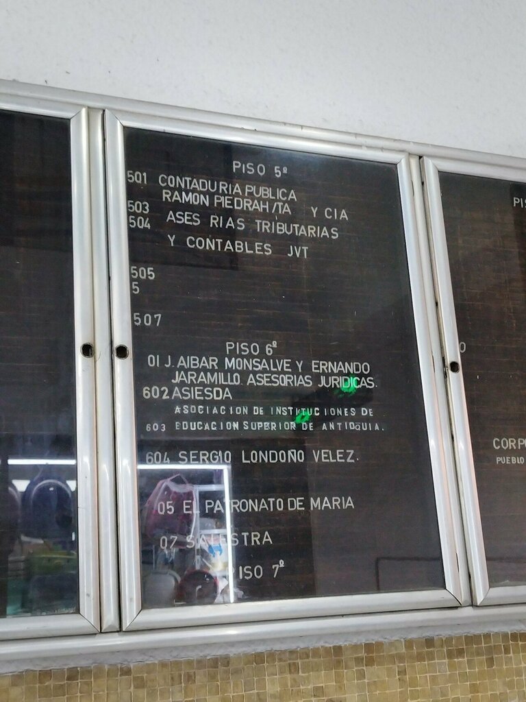 Avukatlar Sergio Londoño Velez, Medellin, foto