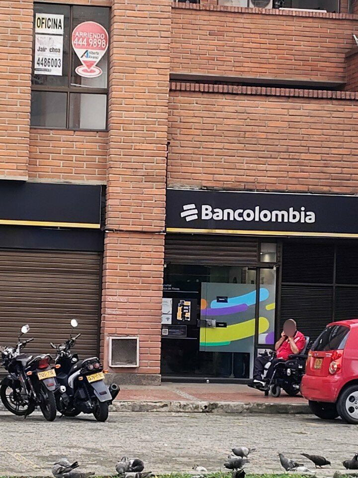 Banka ATM Bancolombia 2549, Medellin, foto