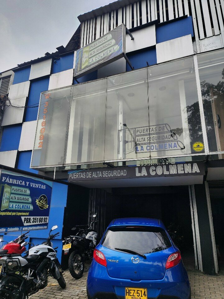 Kapılar Puertas de Alta Seguridad La Colmena, Medellin, foto