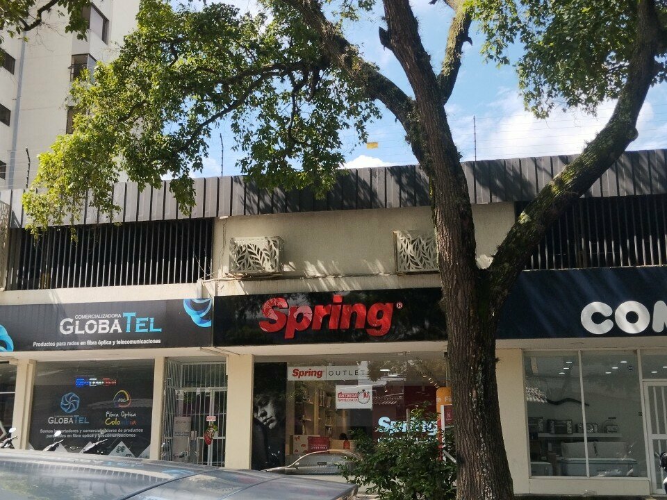 Mobilya mağazaları Spring Outlet, Cali, foto