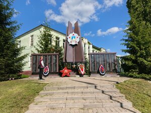 Монумент Воинской Славы (No:1А, selo Bolshaya Uvarovshchina), anıt, heykel  Tambovskaya oblastından
