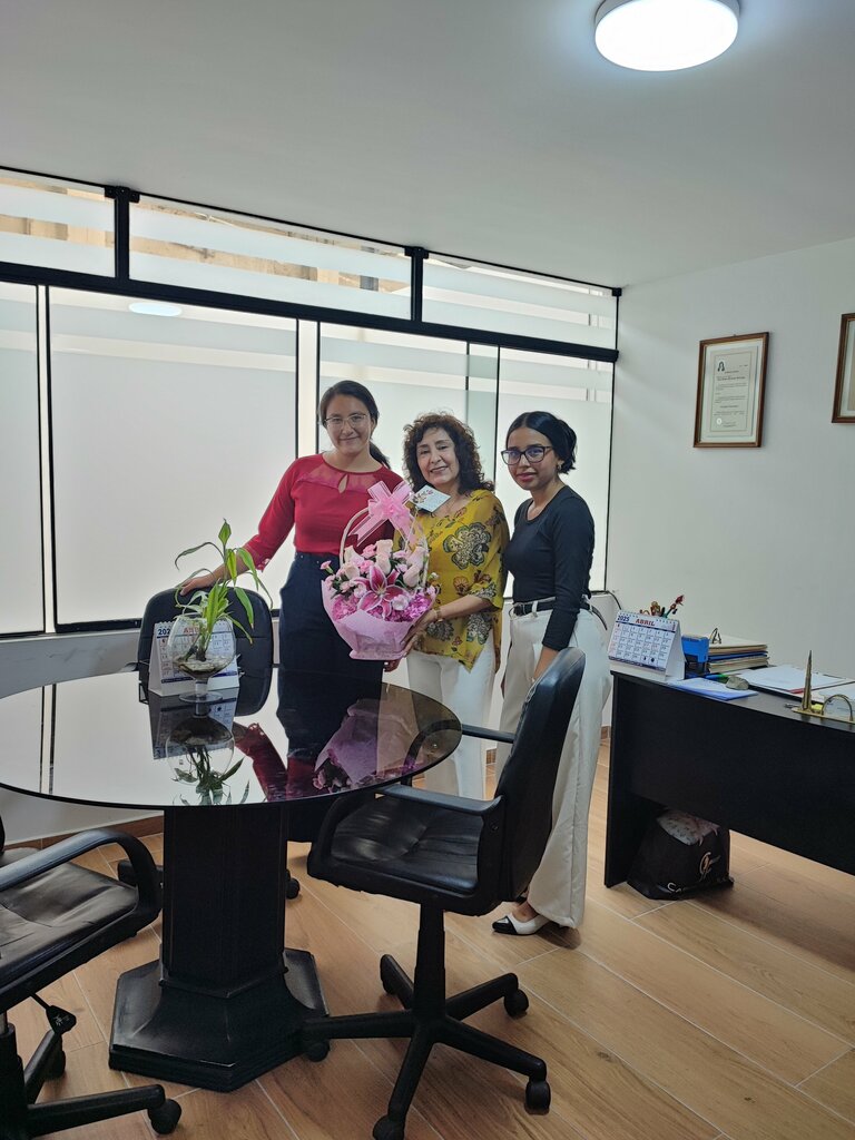 Hukuk büroları Conciliation Center Necso, Trujillo, foto