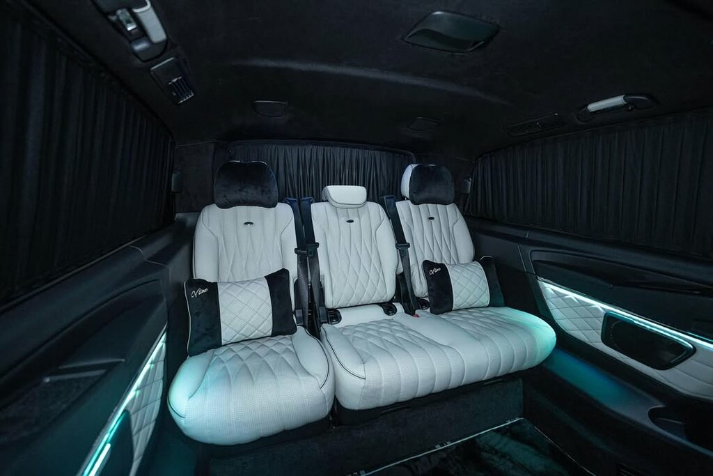 Oto döşeme V Line Design, Dubai, foto