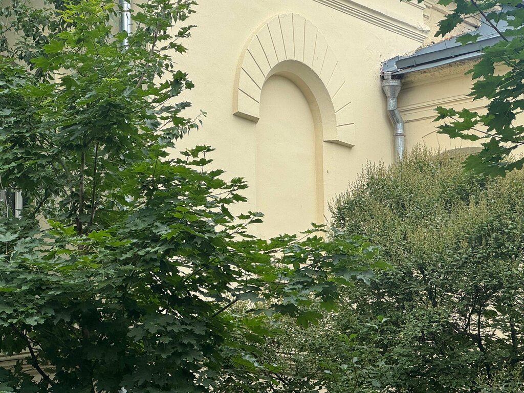 Turistik yerler Начальное училище имени Востряковых, Moskova, foto